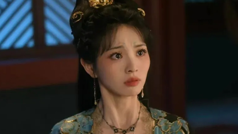 Moonlit Reunion: Can Wu Zhen Escape Her Fateful Death Trap? - Newhanfu
