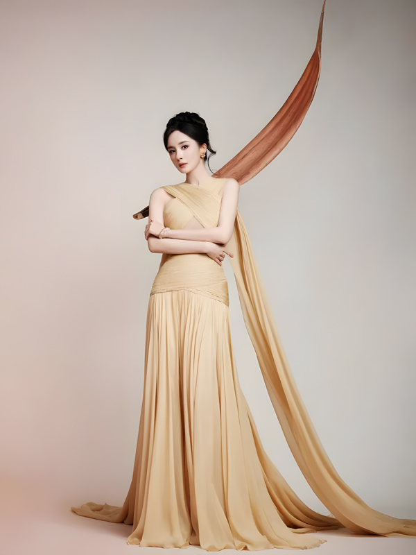 Is This Yang Mi's Most Powerful Red Carpet Look Yet? - Newhanfu