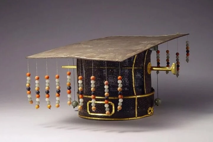 Brief of Emperor Hat in Ancient China - 2021