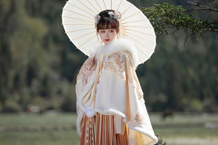 7 Cute and Comfy Winter Hanfu Outfits in 2022 - Newhanfu