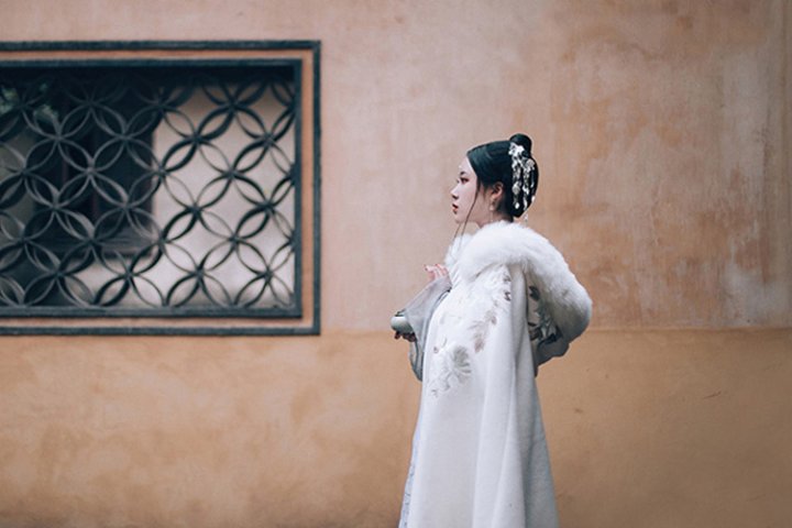 How the Ancient Chinese Wear to Stay Warm in the Winter - Newhanfu