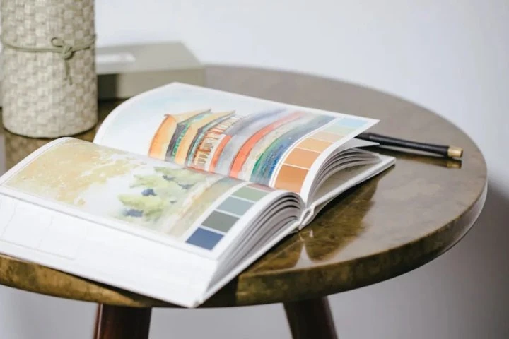 Exploring the Timeless Elegance of Traditional Chinese Colors - Newhanfu