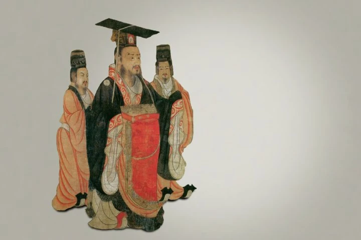 Elegance and Tradition: A Look into the Zhou Dynasty Dress and Makeup ...